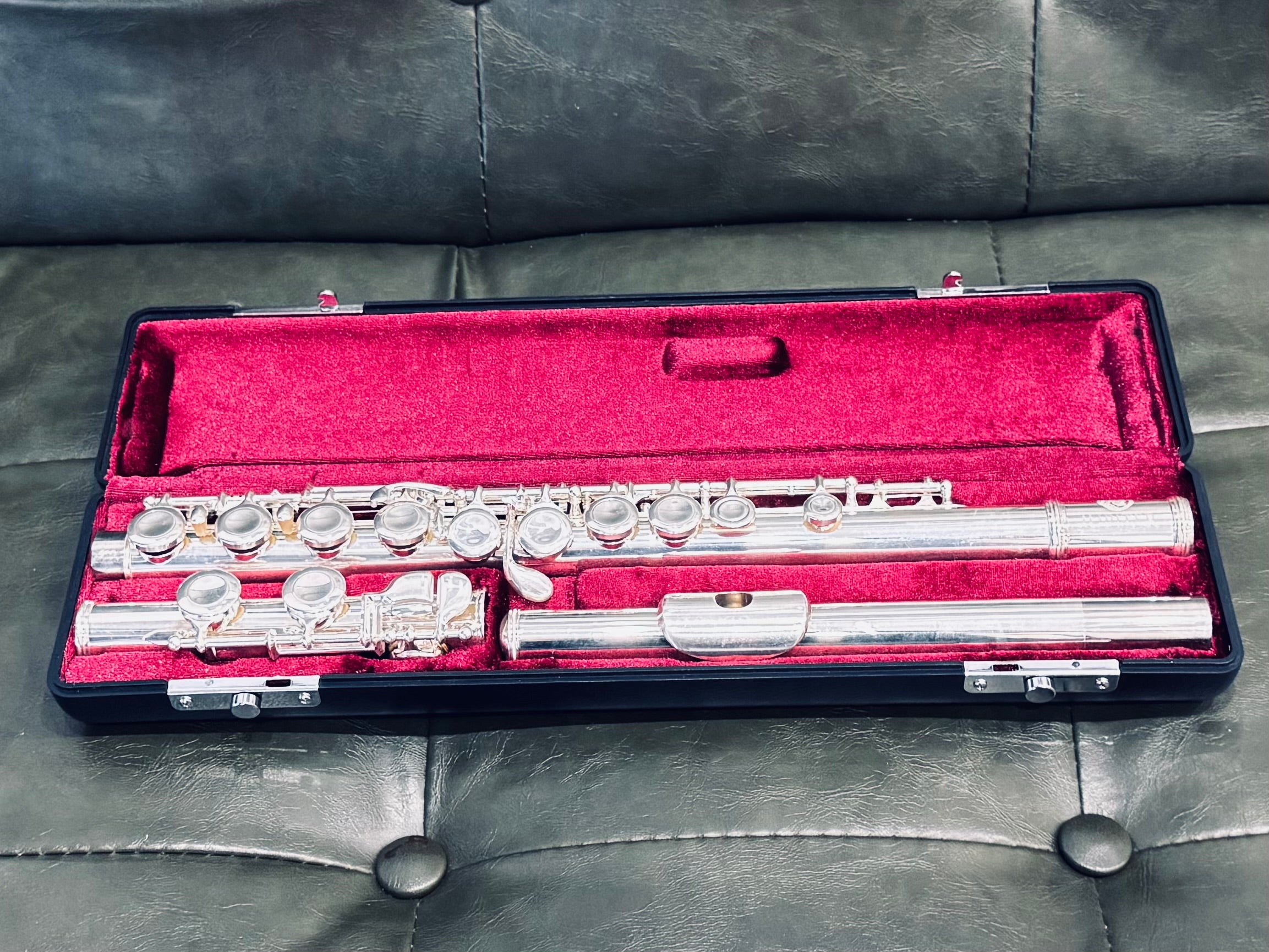 Jupiter JFL-700 Flute – Second-Hand, Excellent Condition – Solar Music Brass & Woodwind